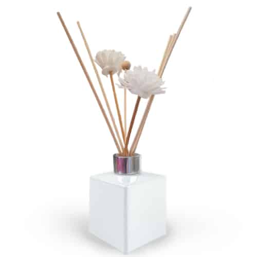 Daisy Diffuser Reed Diffuser in White Ceramic